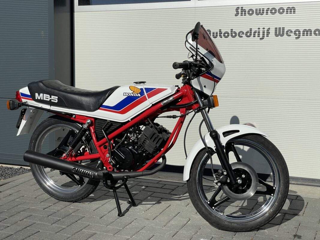 Honda MB5 AC01 (1985) - Honda M Onderdelen