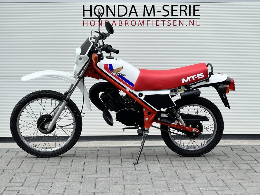 Honda MT5 AD01 Jubileum uitvoering 1985 - Honda M Onderdelen