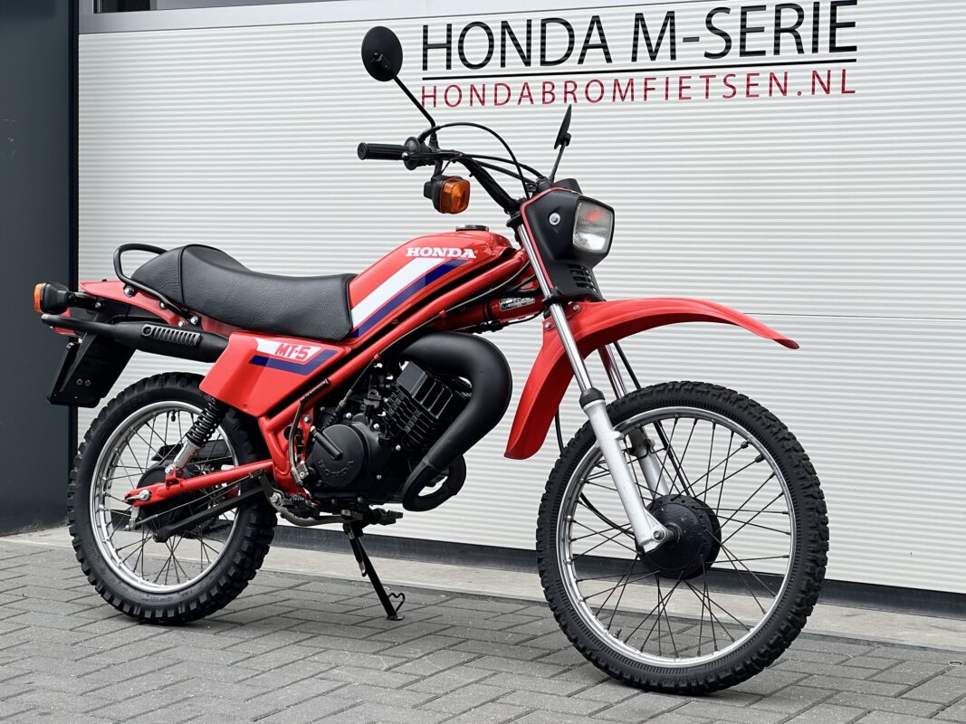 Zwitserse Honda MT5 AD01 - Honda M Onderdelen