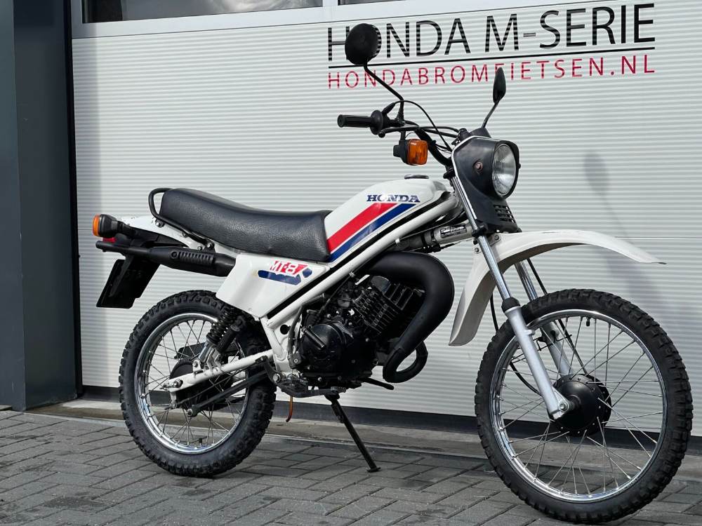 Honda MT8 HD02 1982 met 7800 km! - Honda M Onderdelen