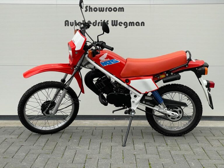 4-delige kappenset compleet als restauratieset Honda MT5 AD01 NH138 ...