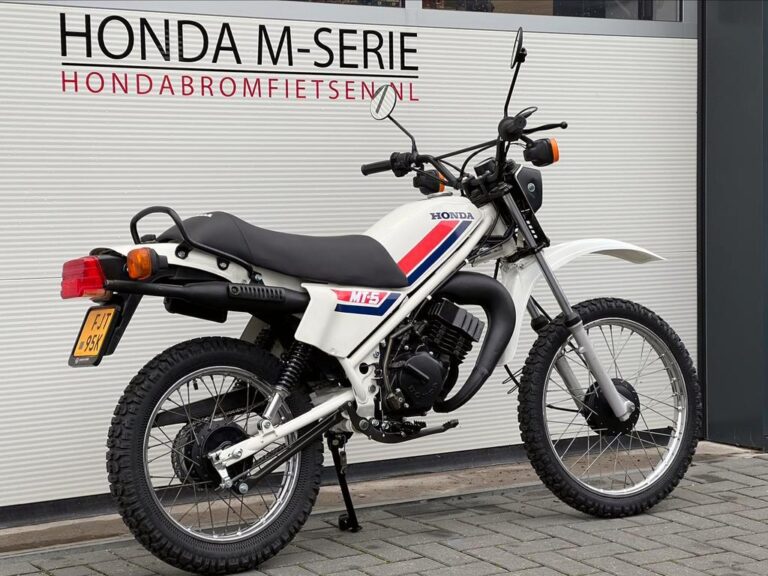 Super mooie Honda Zwitserse Honda MT5 AD01 - Honda M Onderdelen