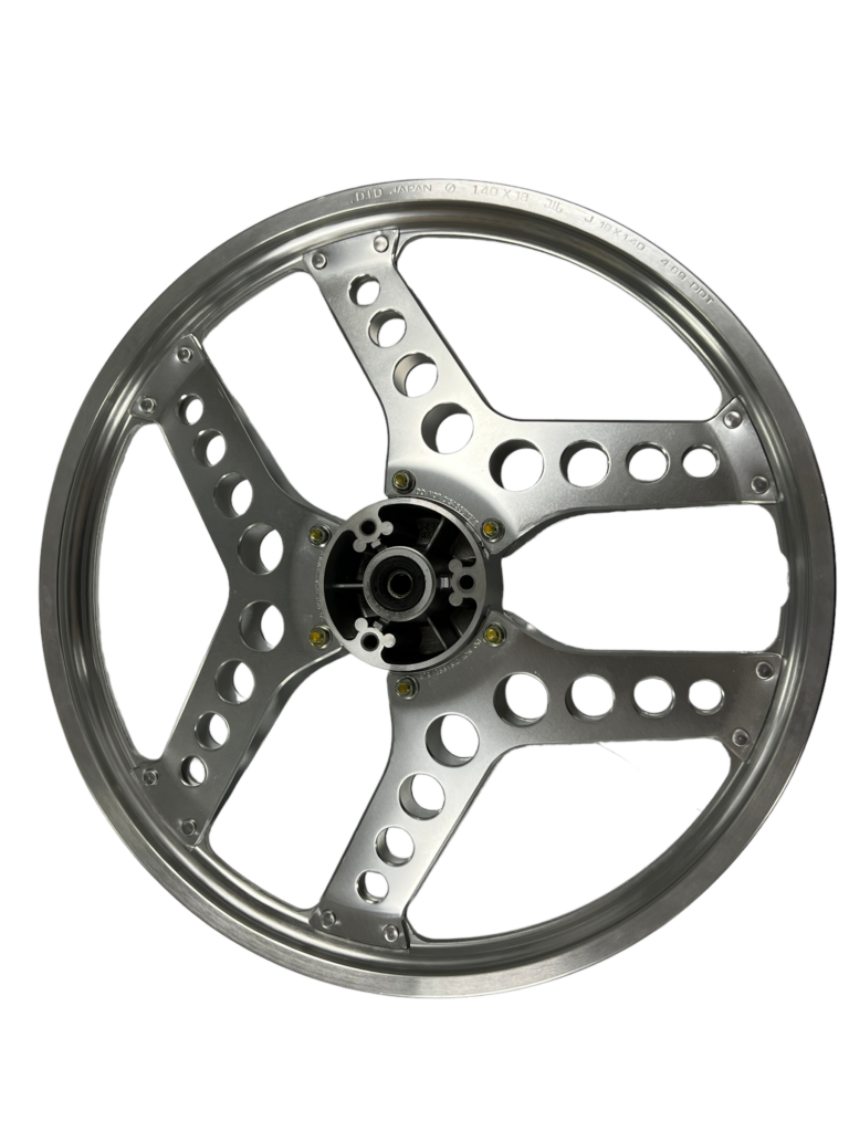 Voorwiel / Front Wheel Honda MBX 1.40X18 (NOS) - Honda M Onderdelen