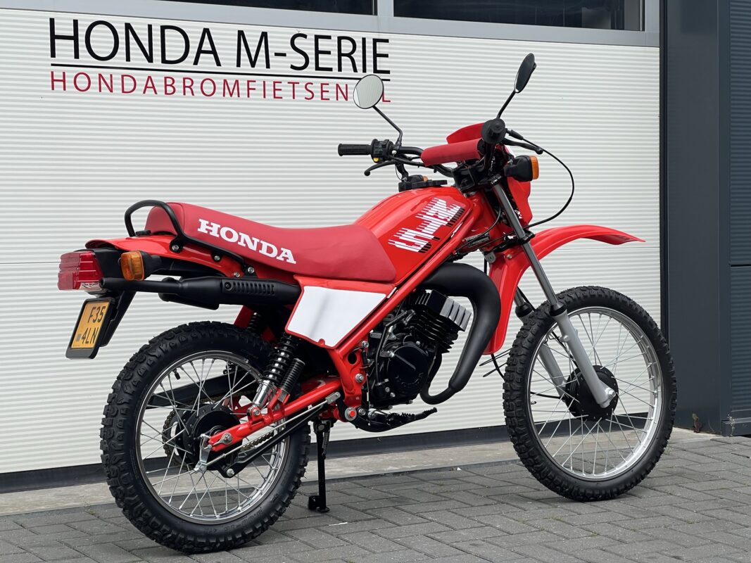 Honda MT5 AD01 R134 1988 Nieuw gebouwd - Honda M Onderdelen