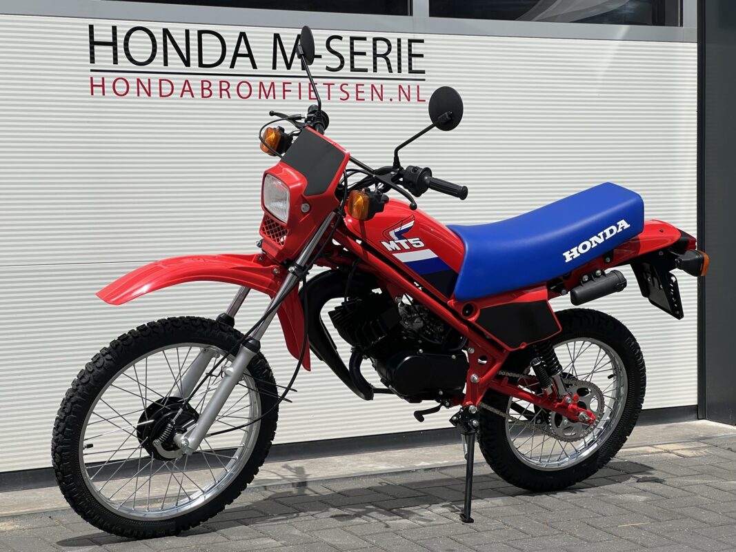 Splinternieuwe Honda MT5 1986 R134 incl. Kenteken - Honda M Onderdelen
