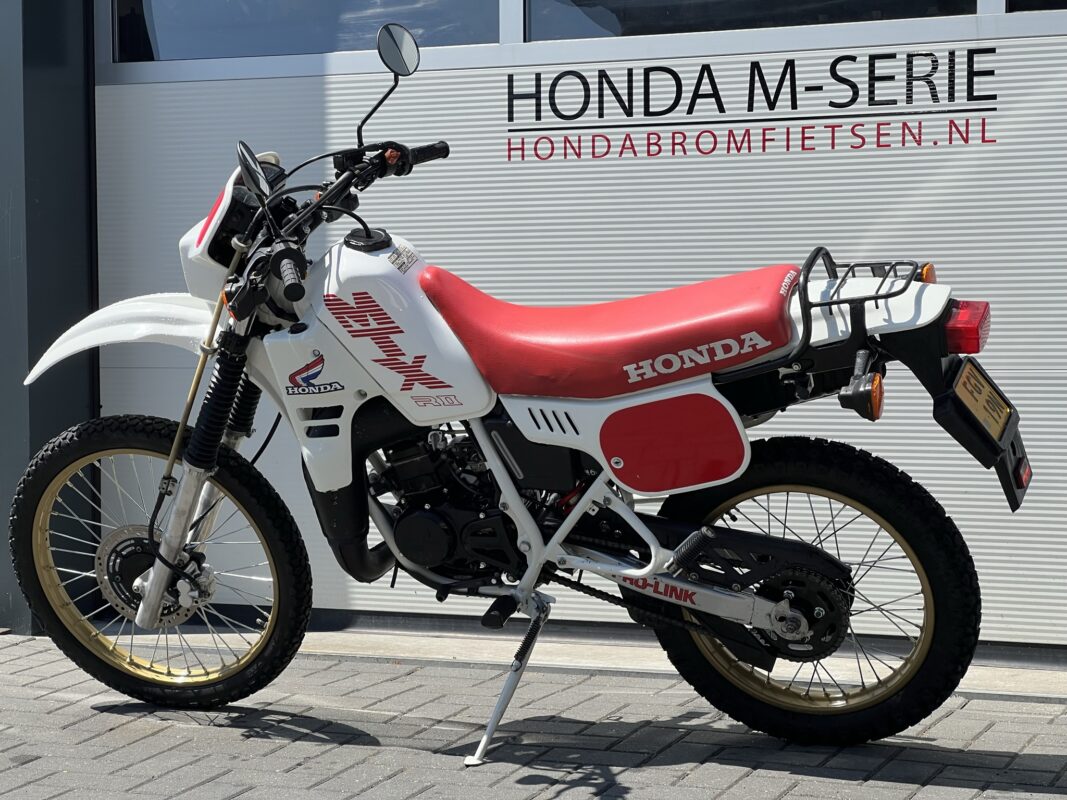 Honda MTX R2 met 50CC blok en bromfiets kenteken - Honda M Onderdelen