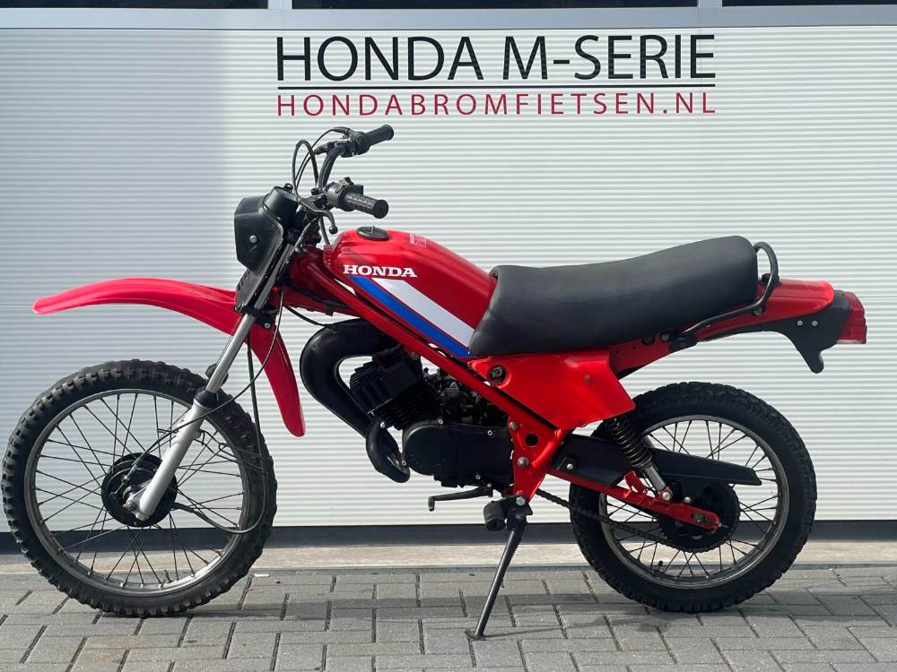 Honda MT5 AD01 1979 - Honda M Onderdelen